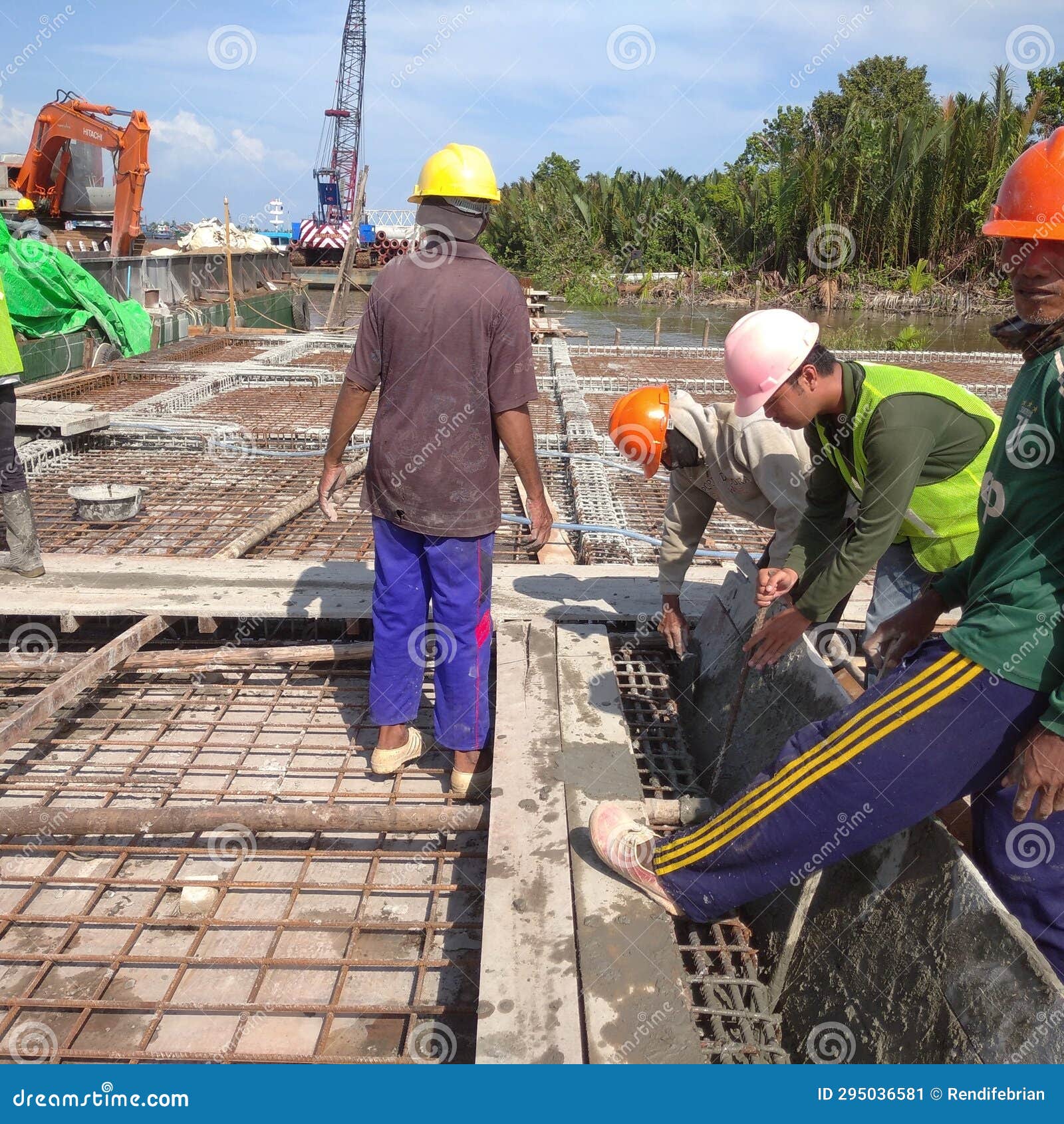 Cement Casting WorkIn Jetty Editorial Photo - Image of contruktion ...