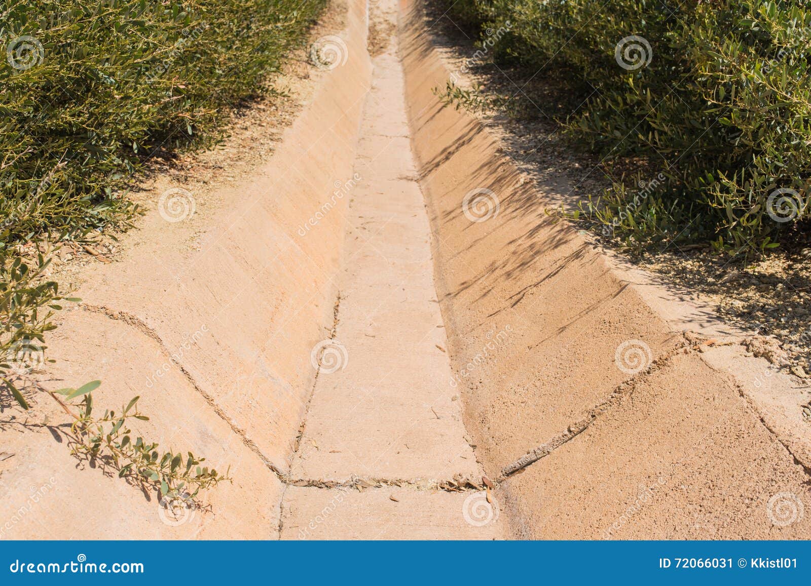 Cement Culvert of Water Ditch Stock Image - Image of drain, line: 72066031
