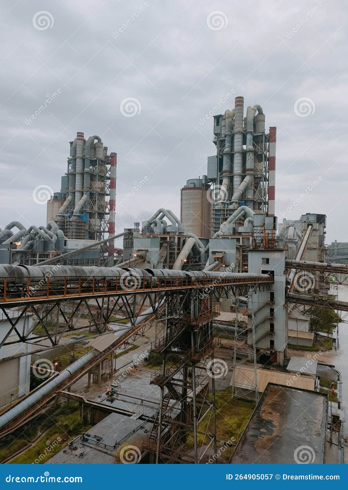 Cement plent stock image. Image of gemilang, plent, cemindo - 264905057