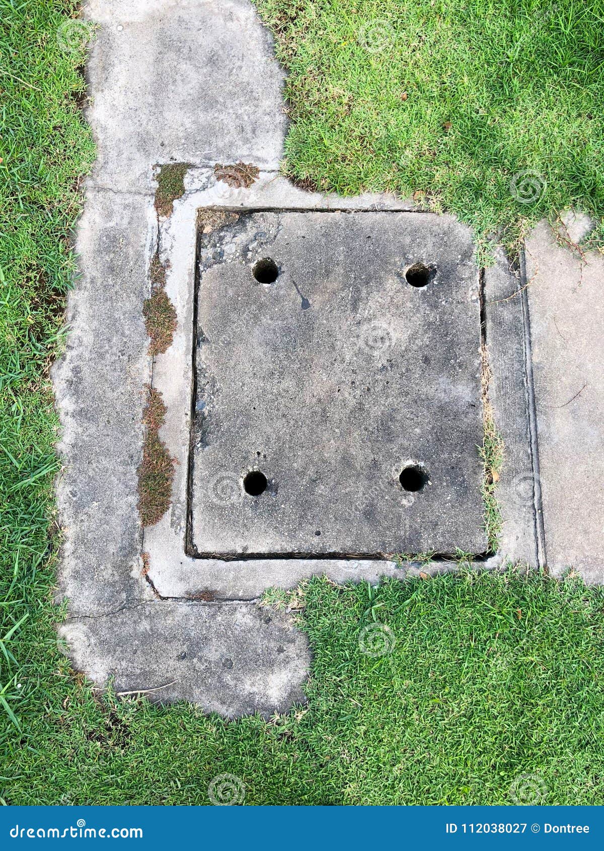 Cement sewer cover stock image. Image of cover, pipe - 112038027