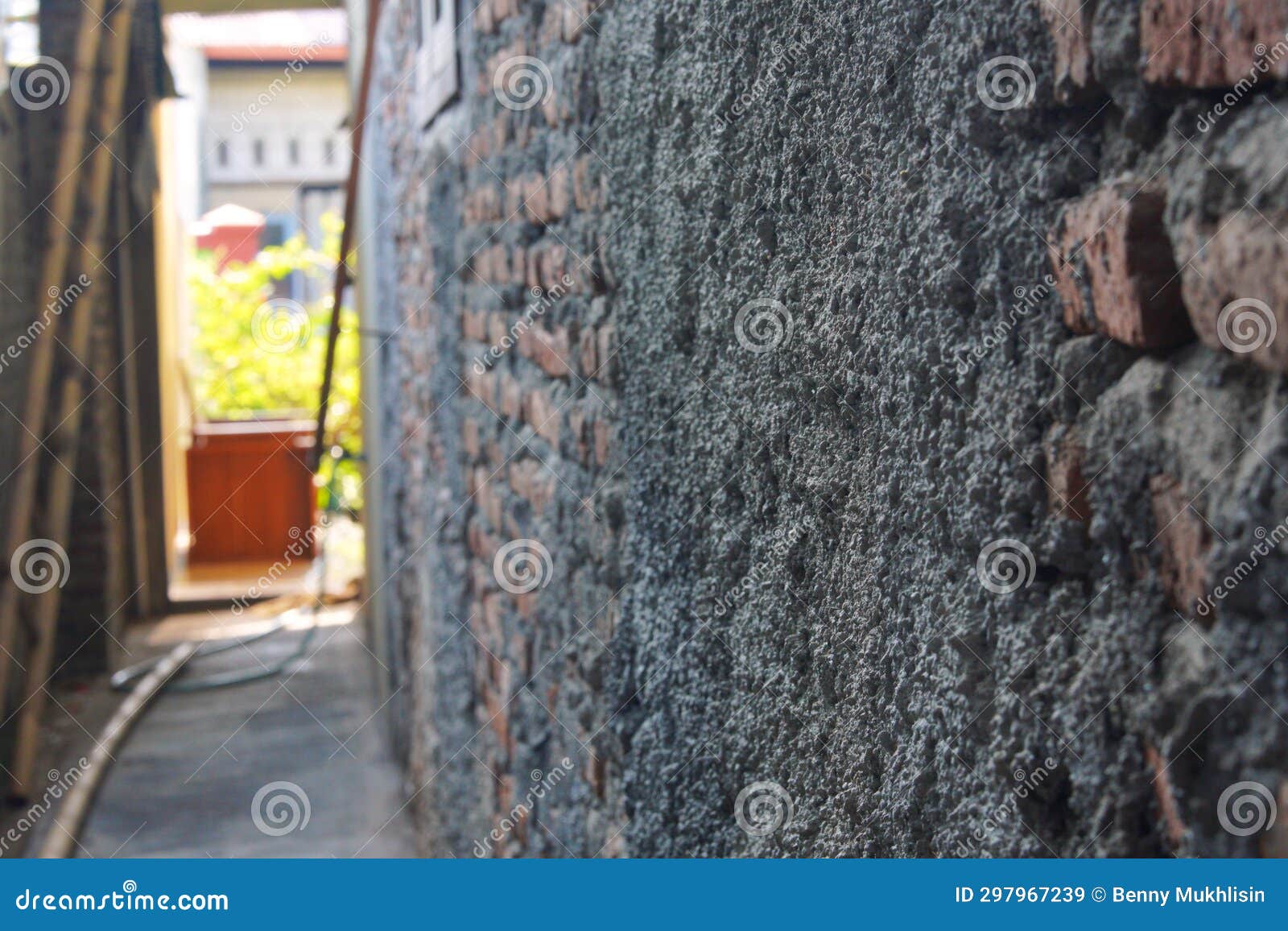 The Cement Wall Hasn T Finished Smoothing yet Stock Image - Image of ...