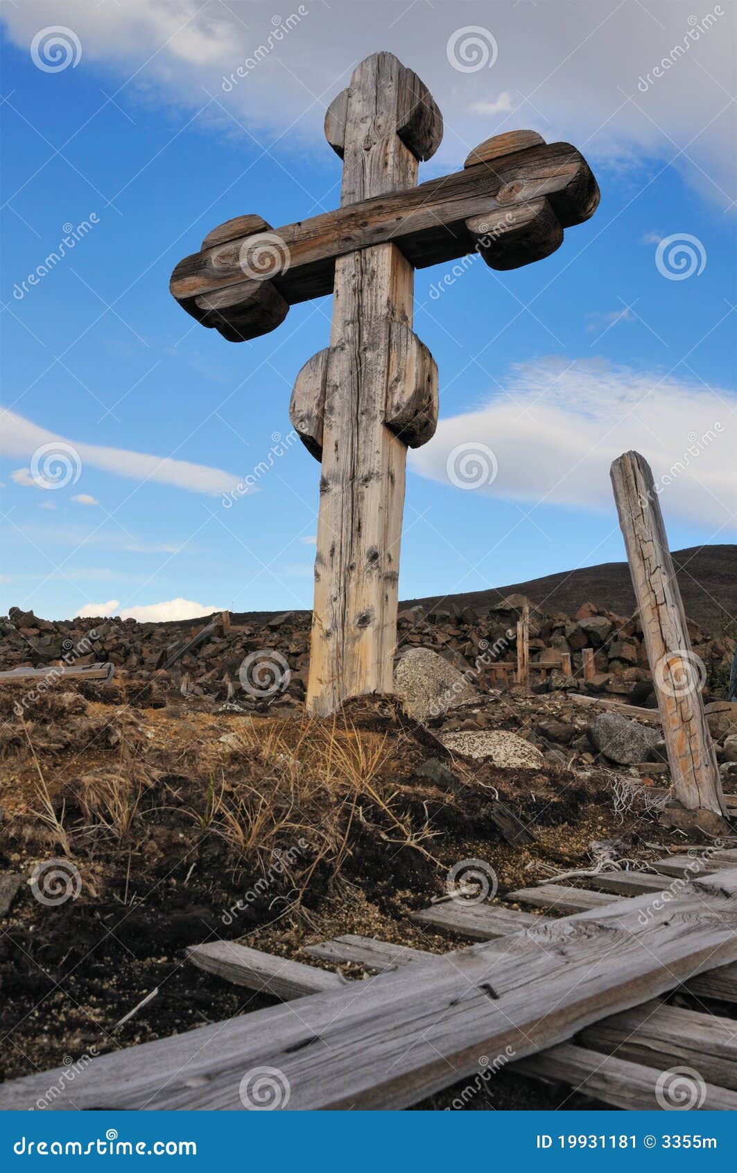 Cemetery - Old Wooden Cross Stock Image - Image of religion, buried ...