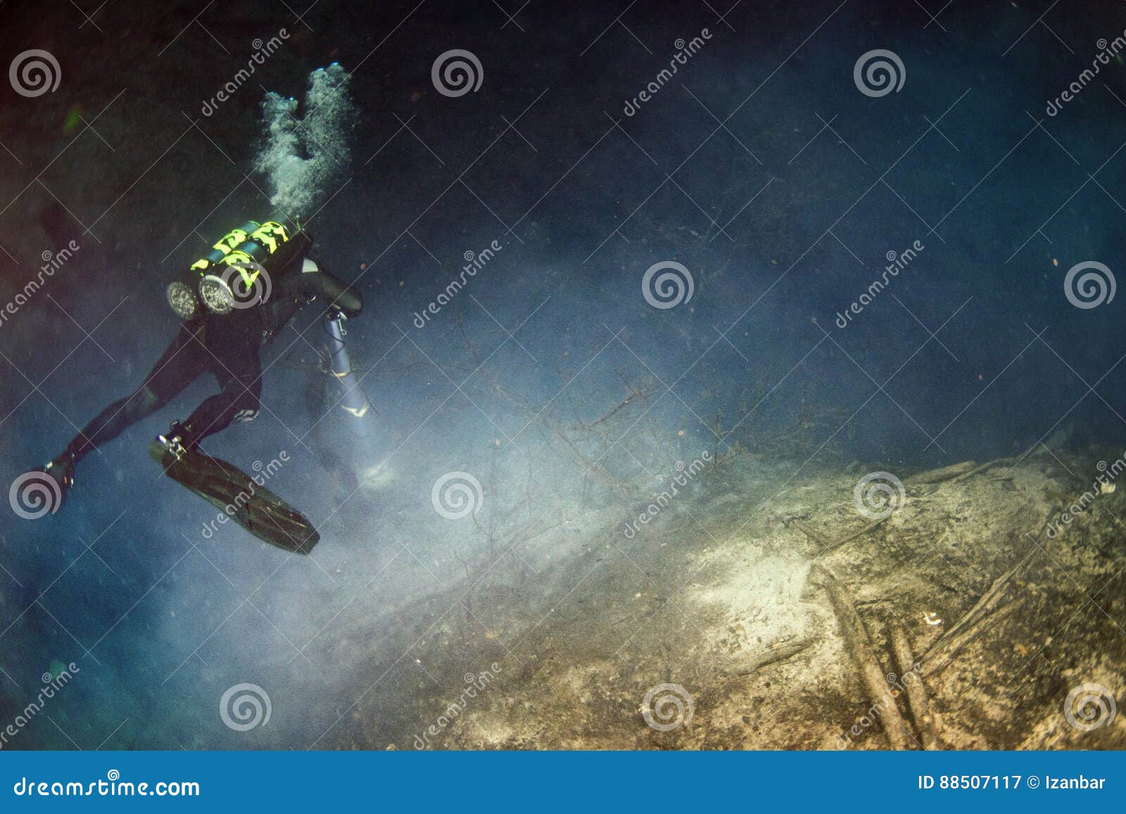 Cenotes Cave Diving in the Pit Stock Image - Image of adventure, dive ...