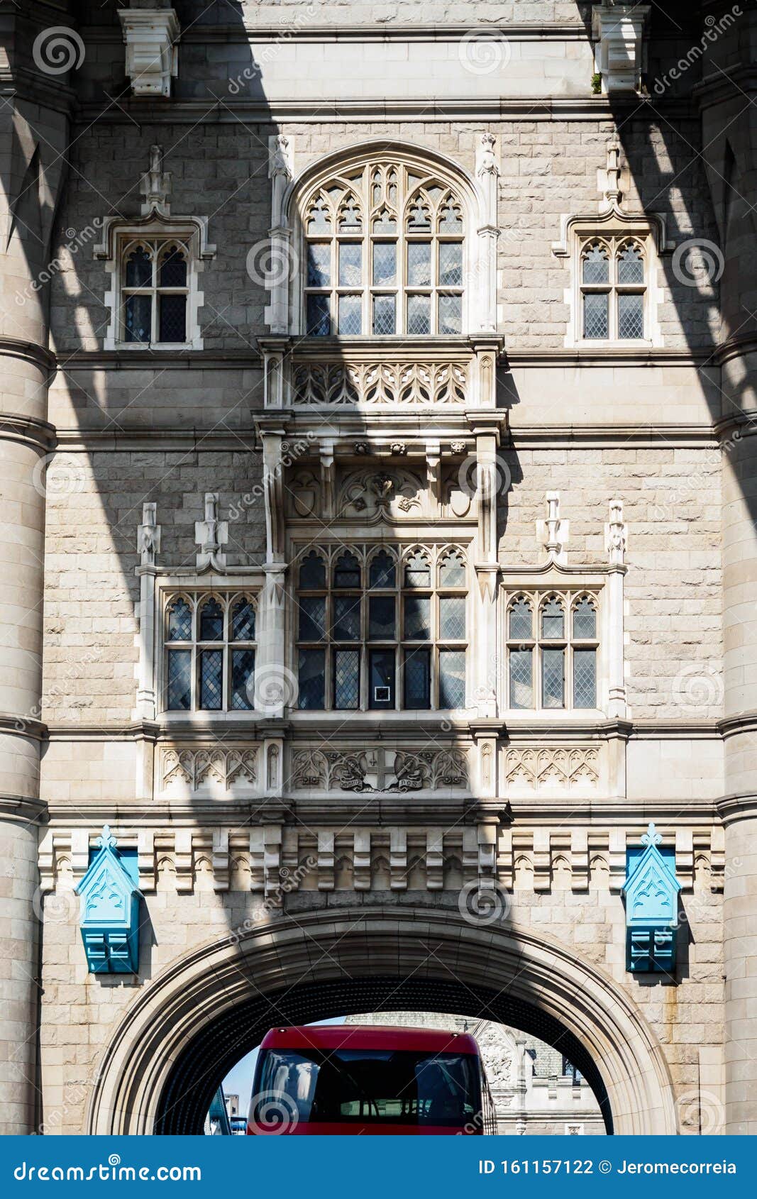 The Central Column of Tower Bridge Stock Photo - Image of iconic ...