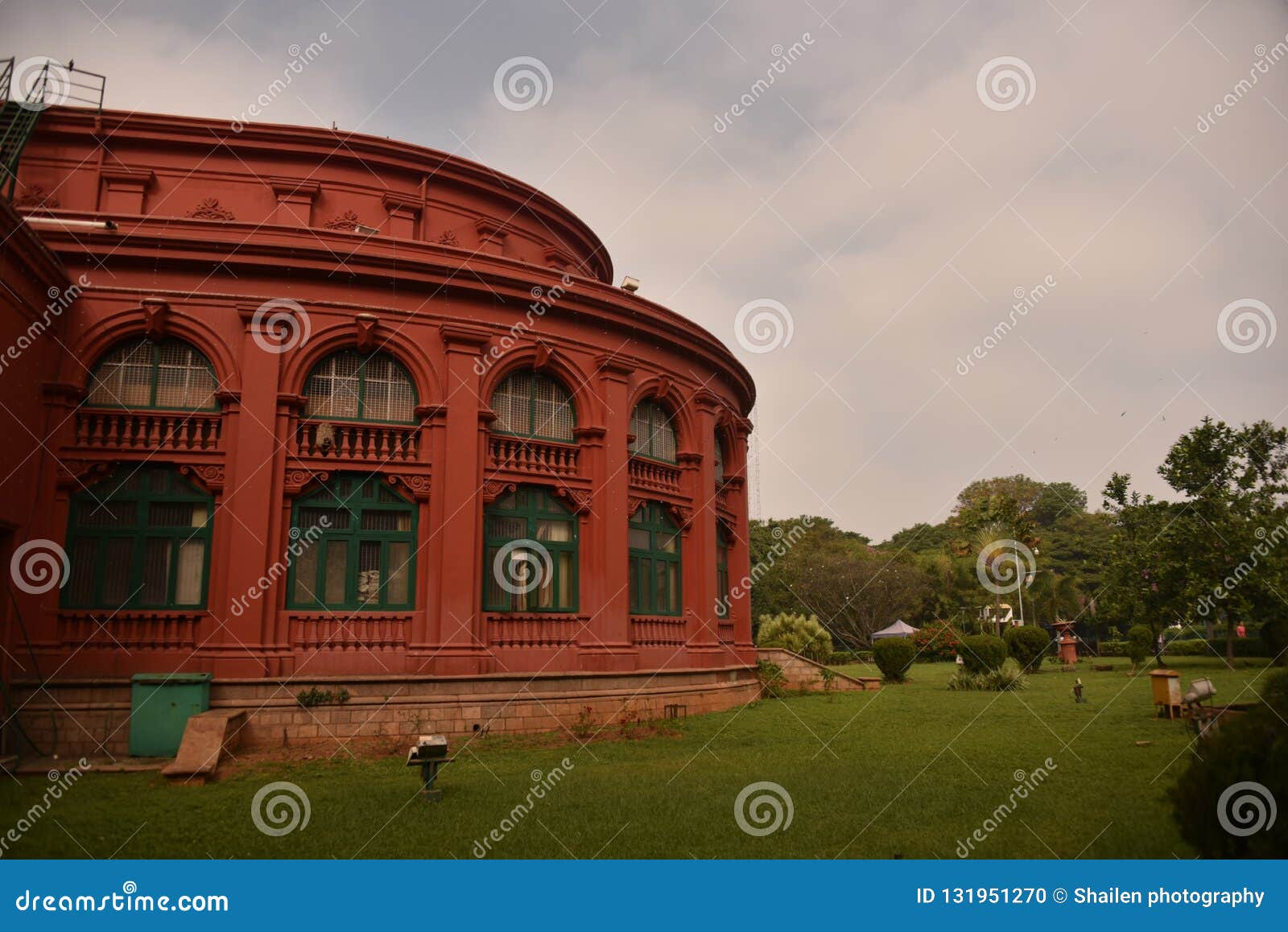 Central Library, Bangalore, Karnataka Editorial Image - Image of garden ...