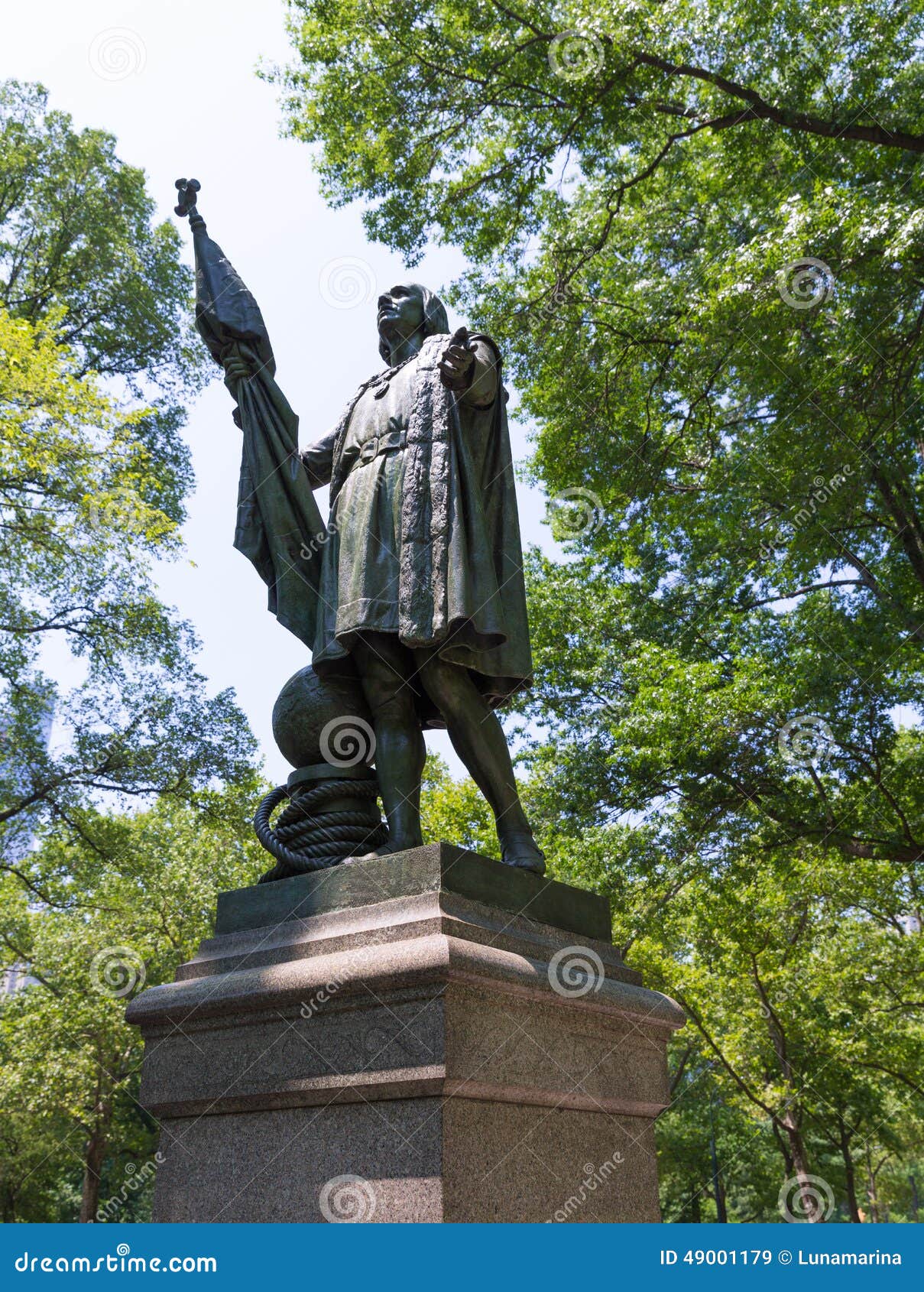 Columbus Statue In Palacio De Los Capitanes, Havana Royalty-Free Stock ...