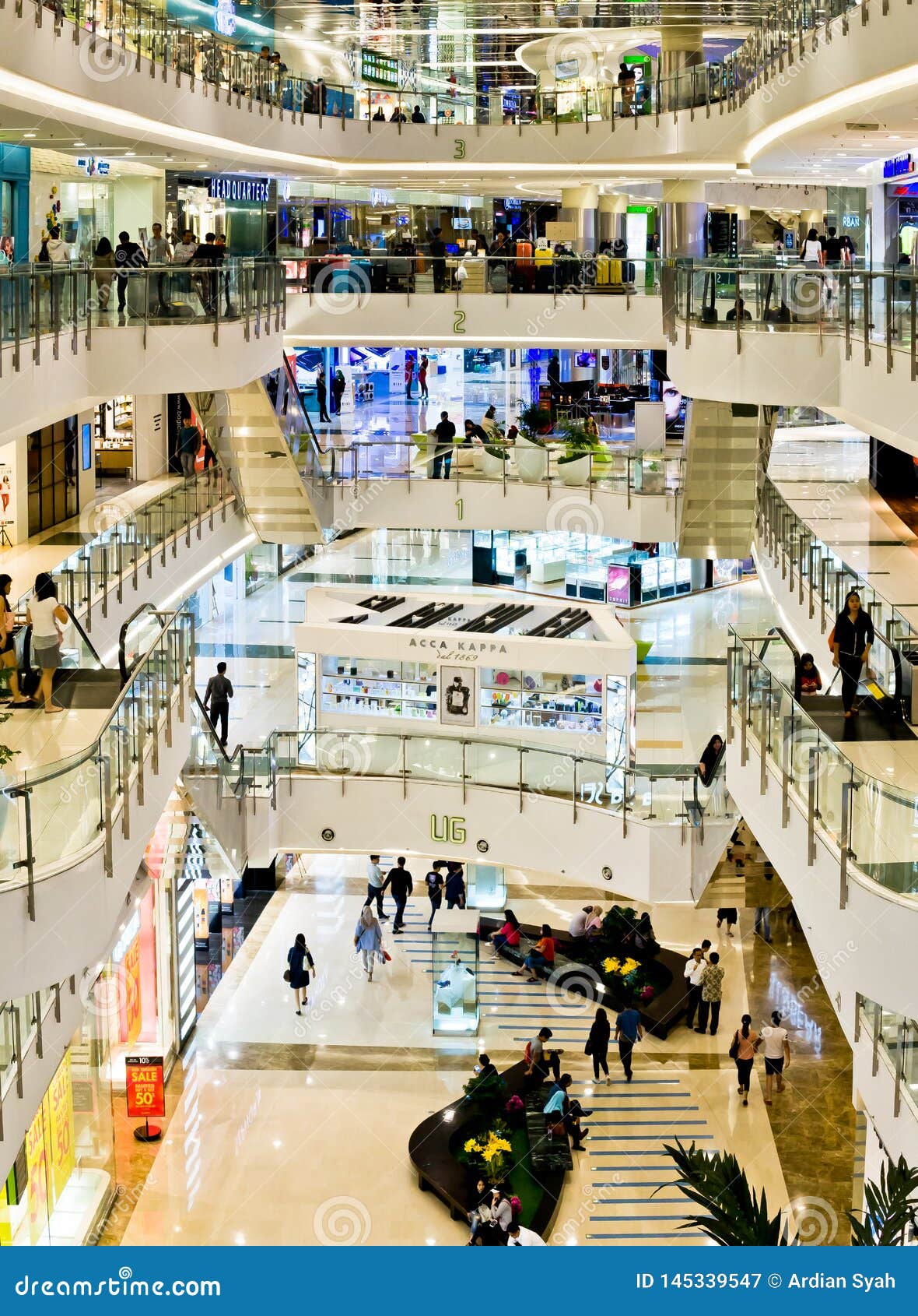 Central Park Mall editorial photography. Image of inside - 145339547