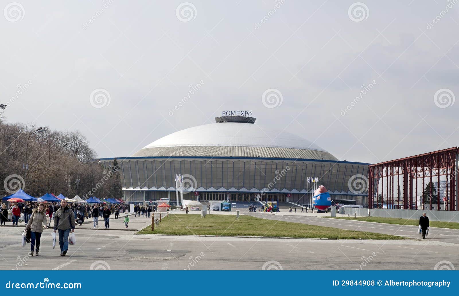 Romexpo 2 editorial stock photo. Image of centre, cloud - 29844908