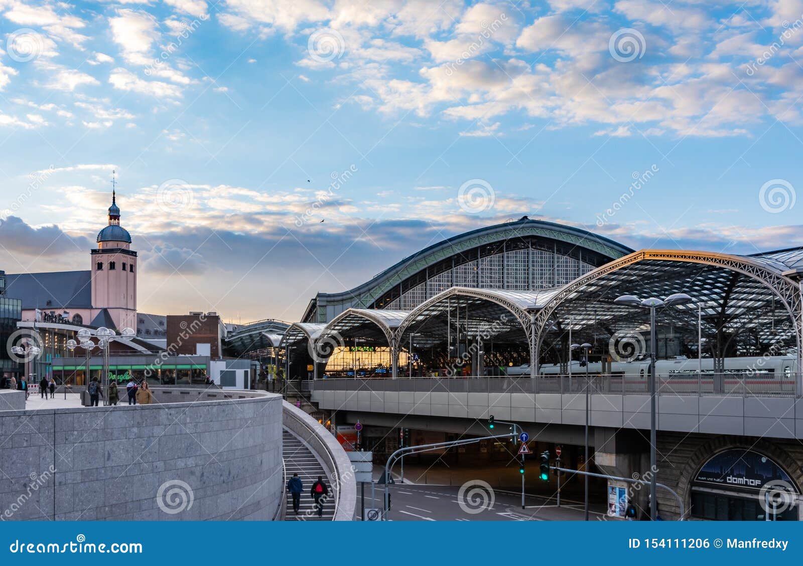 Central Railway Station of Cologne Editorial Photo - Image of transport ...