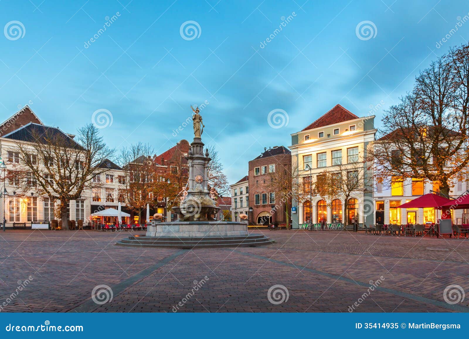 Central Square in the Historic Dutch City Deventer Stock Image - Image ...