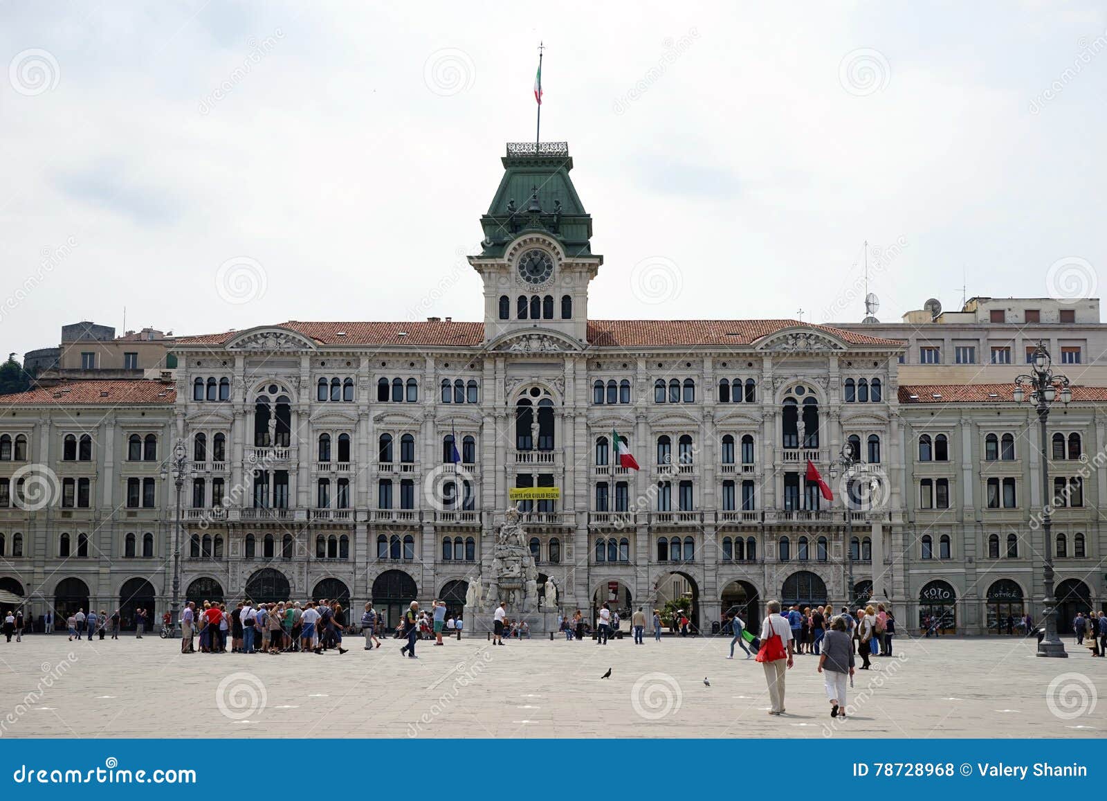 Central square in Trieste editorial stock photo. Image of city - 78728968