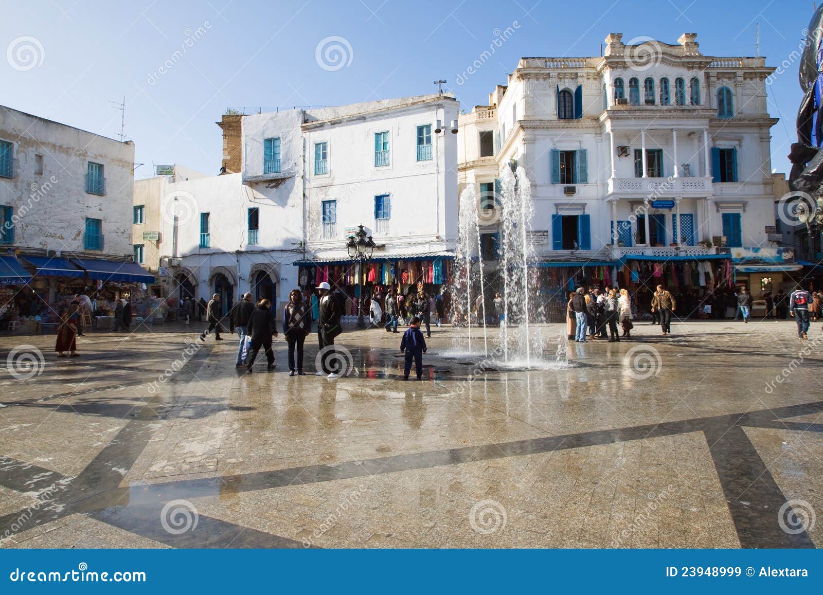 Central Square in Tunis, Tunisia Editorial Stock Image - Image of ...
