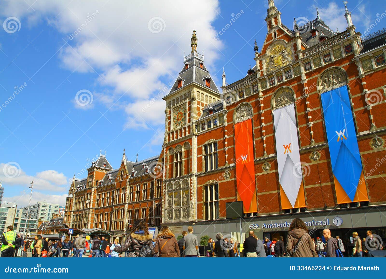Central Train Station - Amsterdam - Netherlands Editorial Stock Image ...