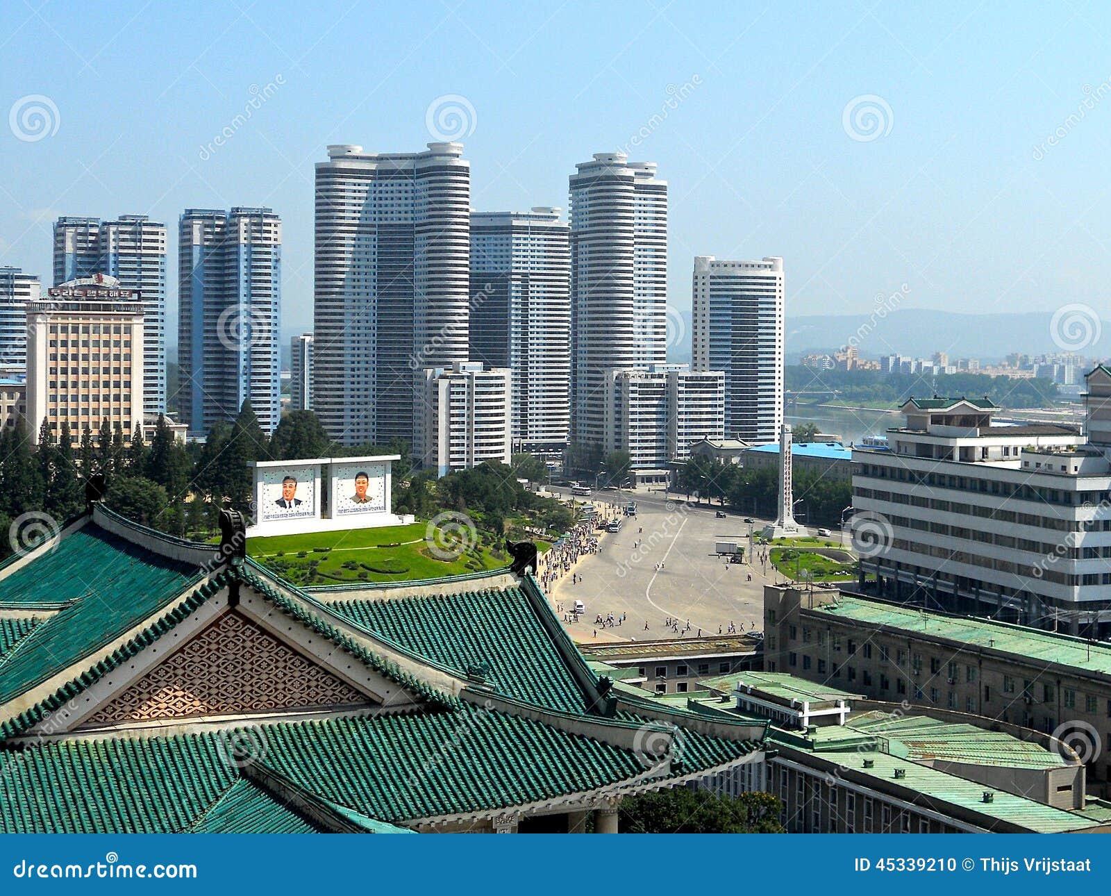 Centrala Pyongyang redaktionell foto. Bild av skyskrapa - 45339210