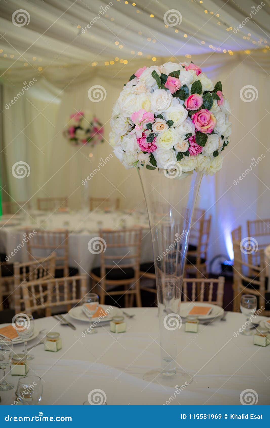 Centrepiece Flowers stock image. Image of elegance, reception - 115581969
