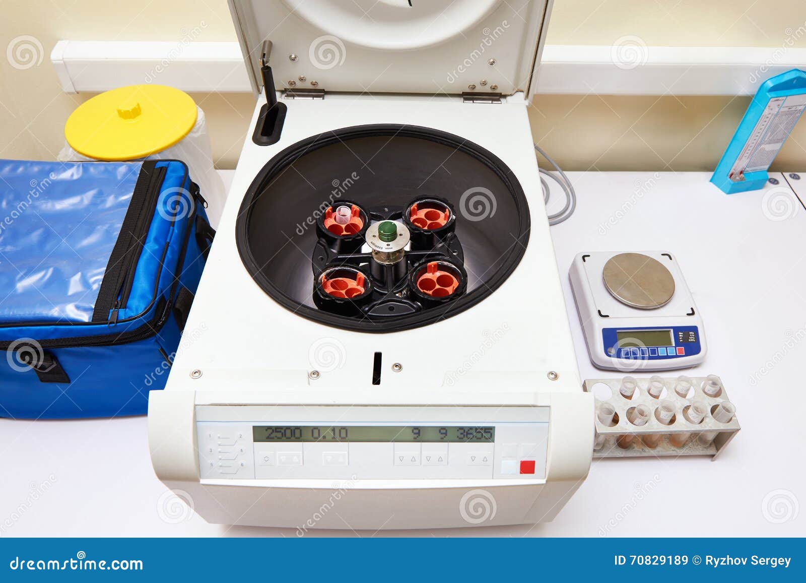Centrifuge Multifunctional in Biochemical Laboratory Stock Image ...