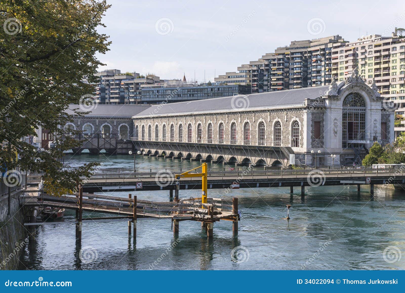 Centro cultural de Ginebra foto de archivo. Imagen de piedra - 34022094