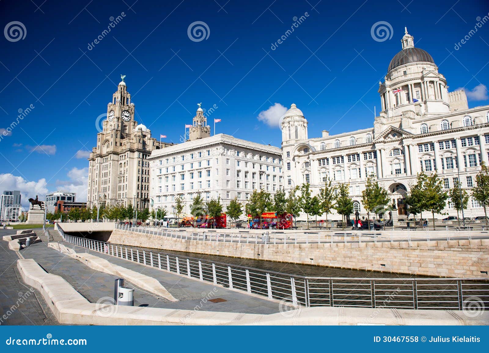 Centro De Cidade De Liverpool Foto de Stock - Imagem de classe, cultura ...