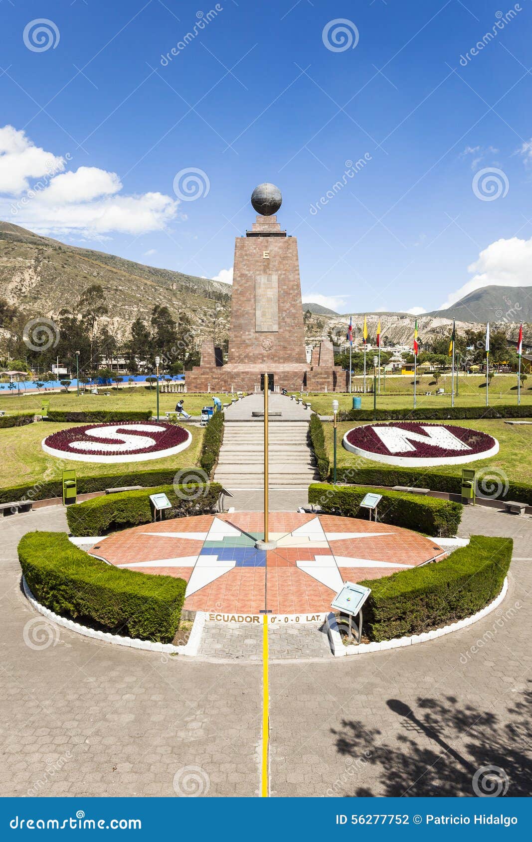 Centro Del Monumento Del Mundo Foto de archivo - Imagen de famoso ...
