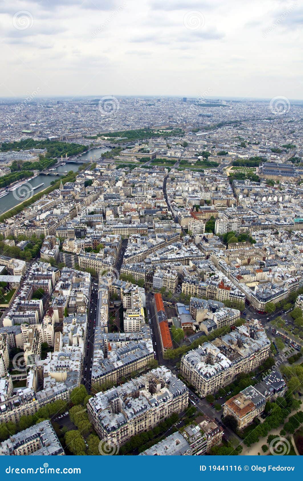 Centro di Parigi fotografia stock. Immagine di capitale - 19441116