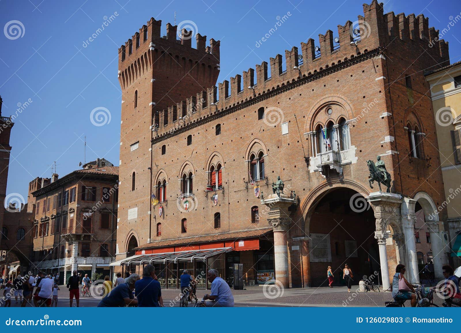 Centro storico di Ferrara fotografia stock editoriale. Immagine di ...