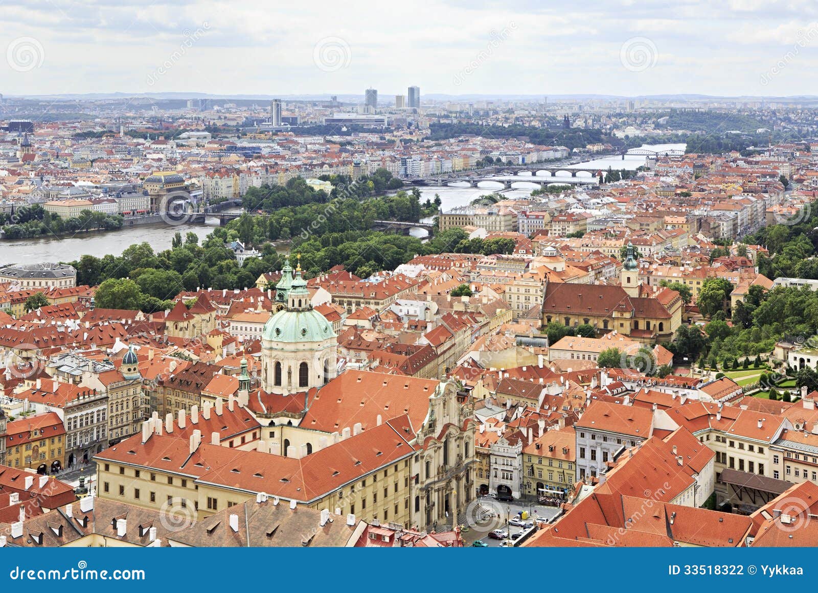 Centro storico di Praga fotografia stock. Immagine di architettura ...