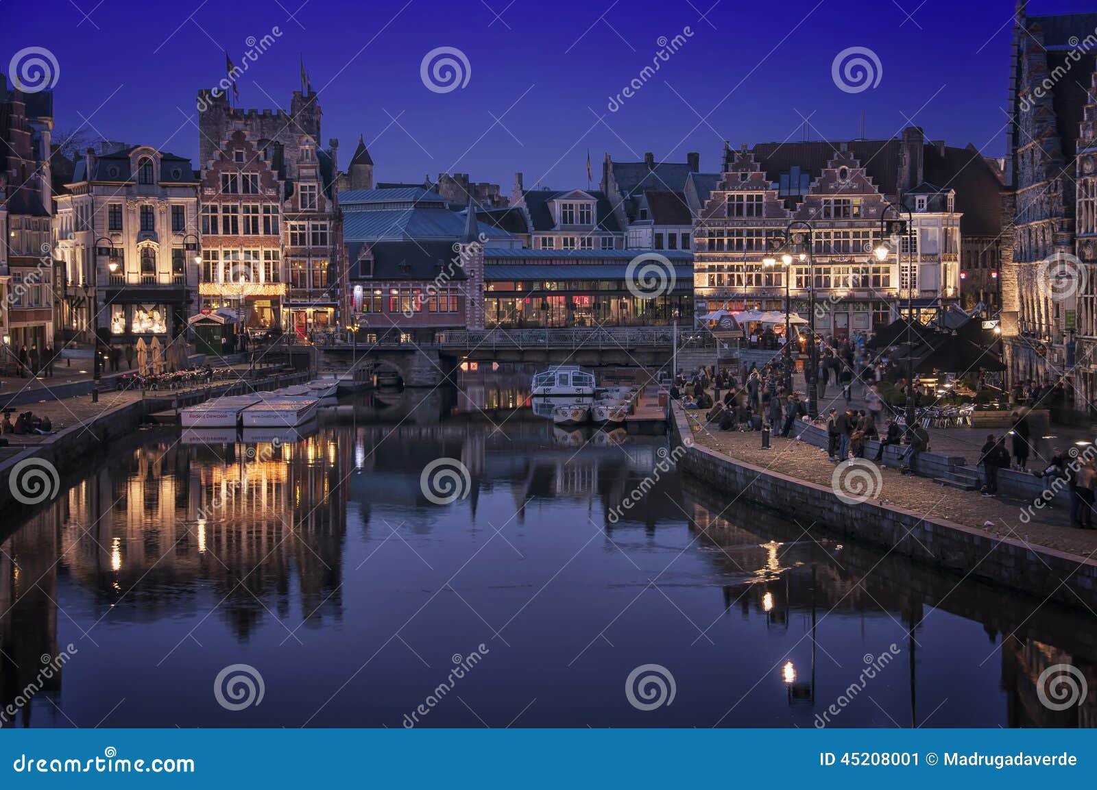 Centro Urbano Di Gand, Belgio Fotografia Editoriale - Immagine di luci ...