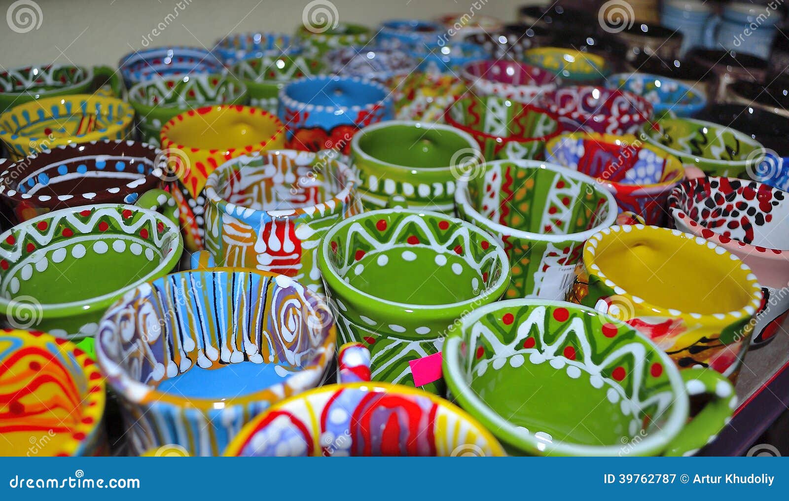 Ceramic cups with pattern stock image. Image of design - 39762787