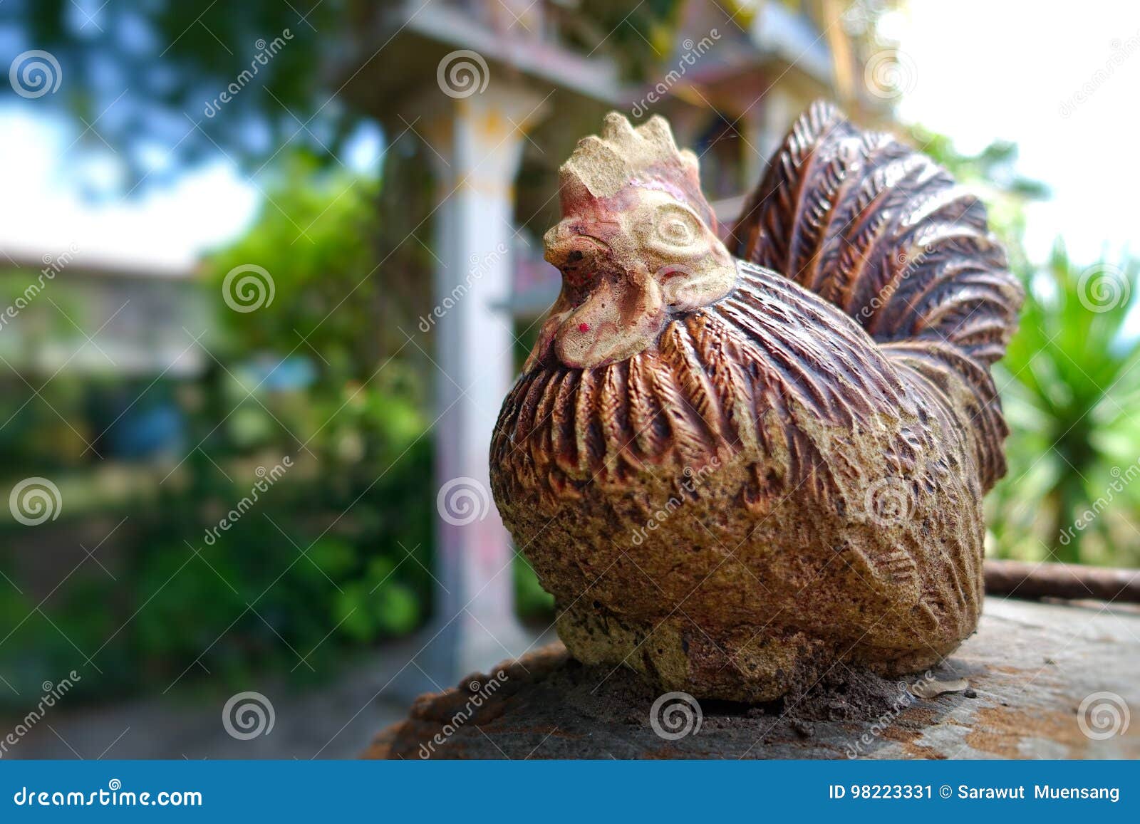 Ceramic decorative chicken stock image. Image of color - 98223331