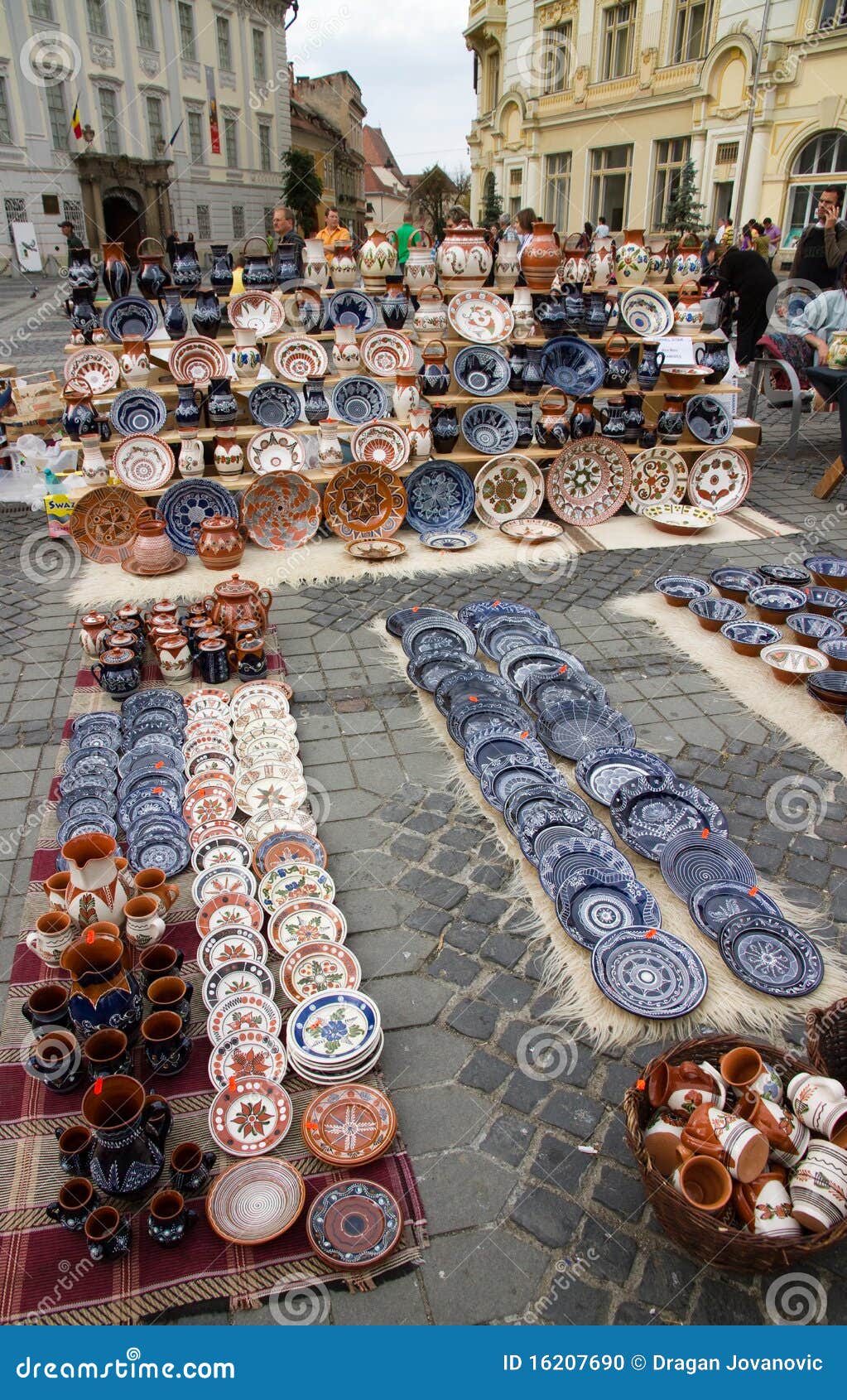 Ceramic Goods editorial image. Image of cooking, goods - 16207690
