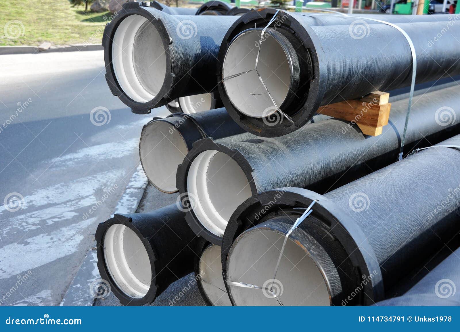 Ceramic sewer pipe stock image. Image of gray, cement - 114734791