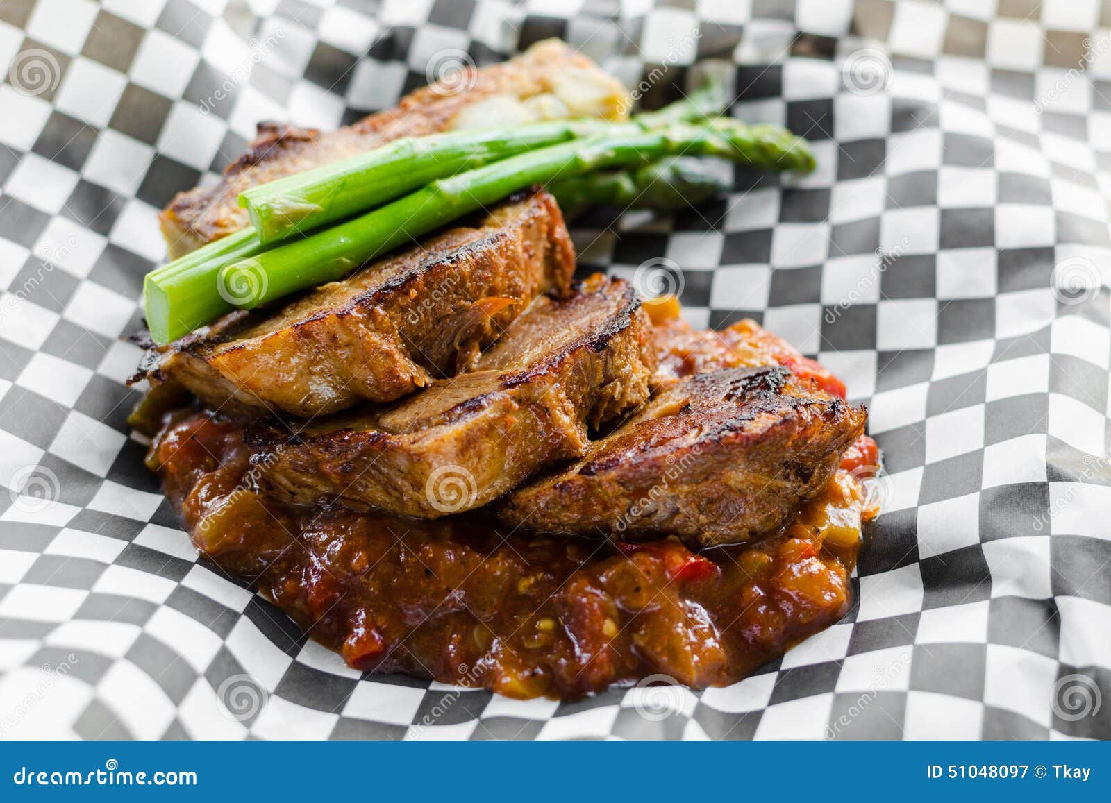 Cerdo cocido y chamuscado imagen de archivo. Imagen de curruscante ...