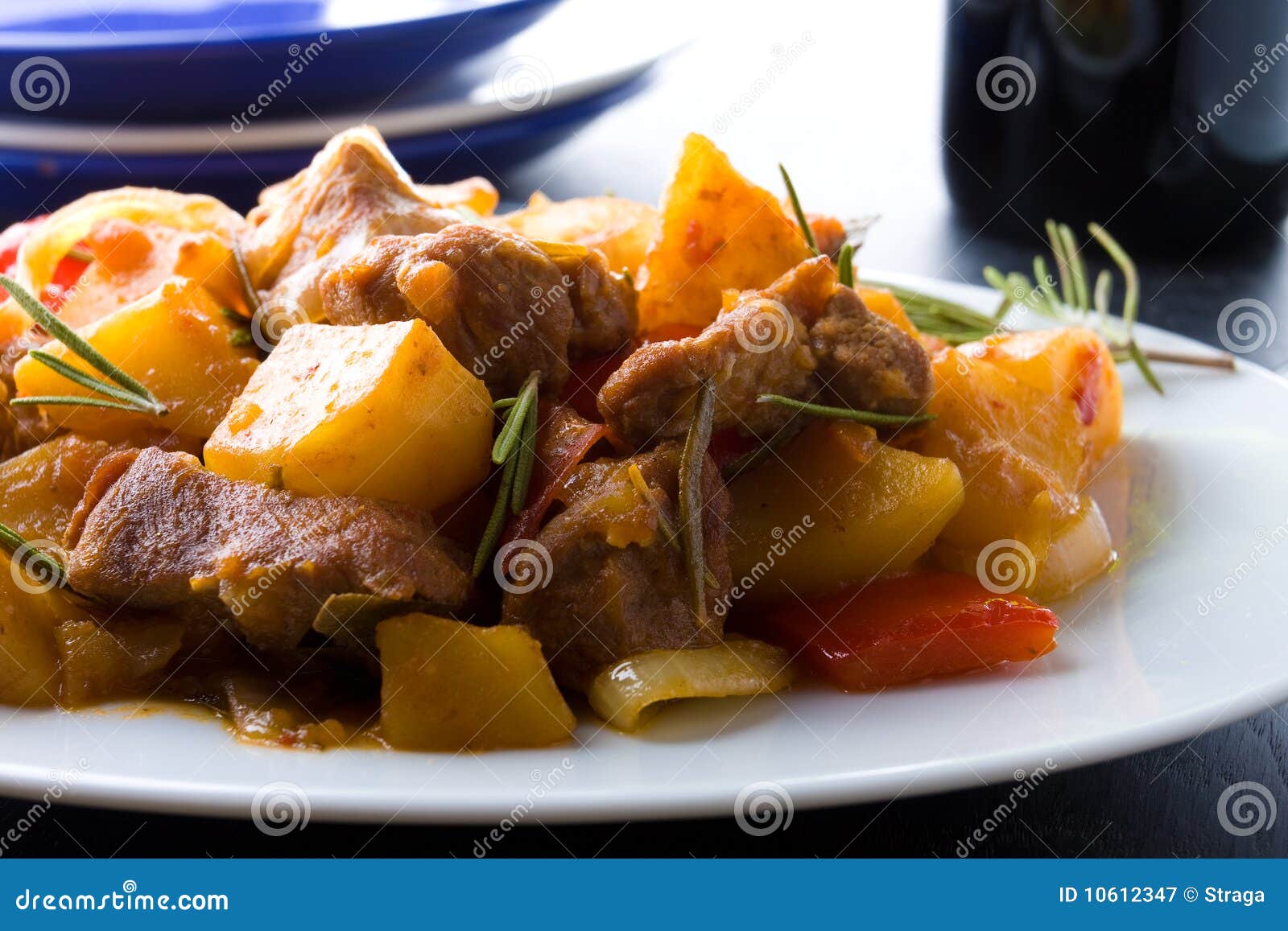 Cerdo guisado imagen de archivo. Imagen de sabor, pimientas - 10612347