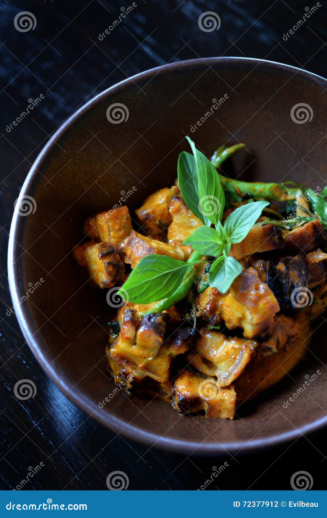 Cerdo Picante De La Fritada Foto de archivo - Imagen de placa, pimienta ...