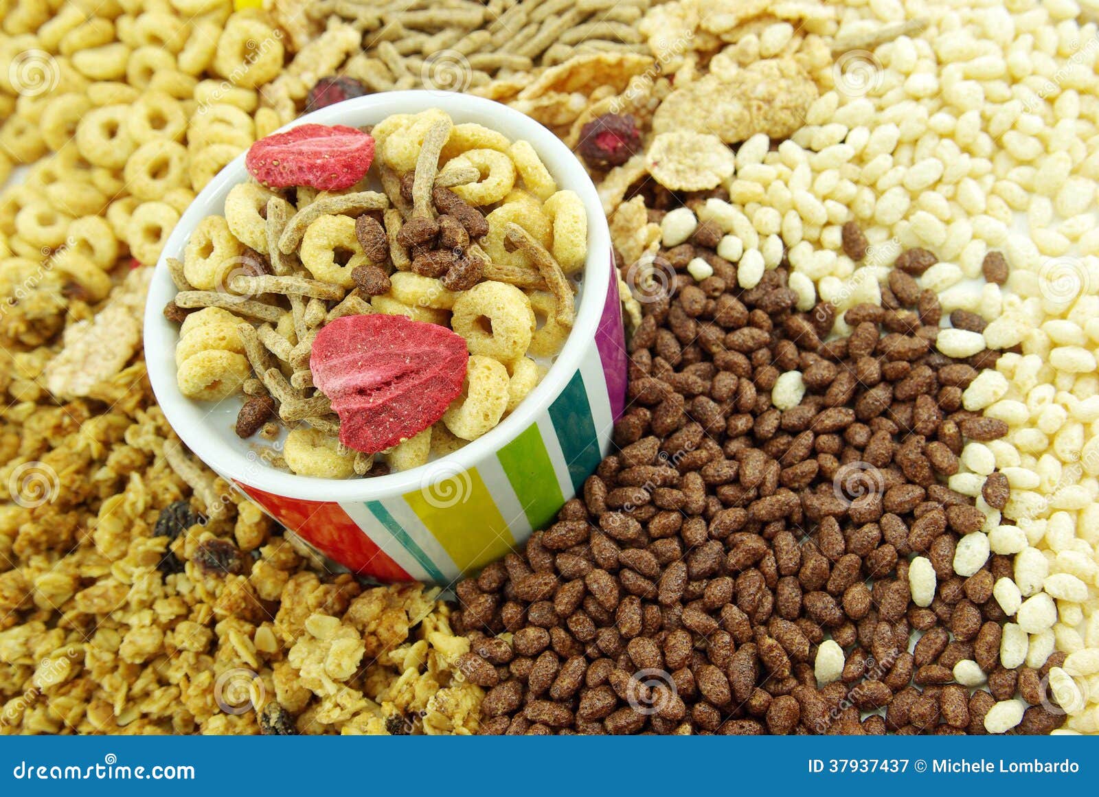 Cereal Flakes for Breakfast Stock Image - Image of good, cocoa: 37937437