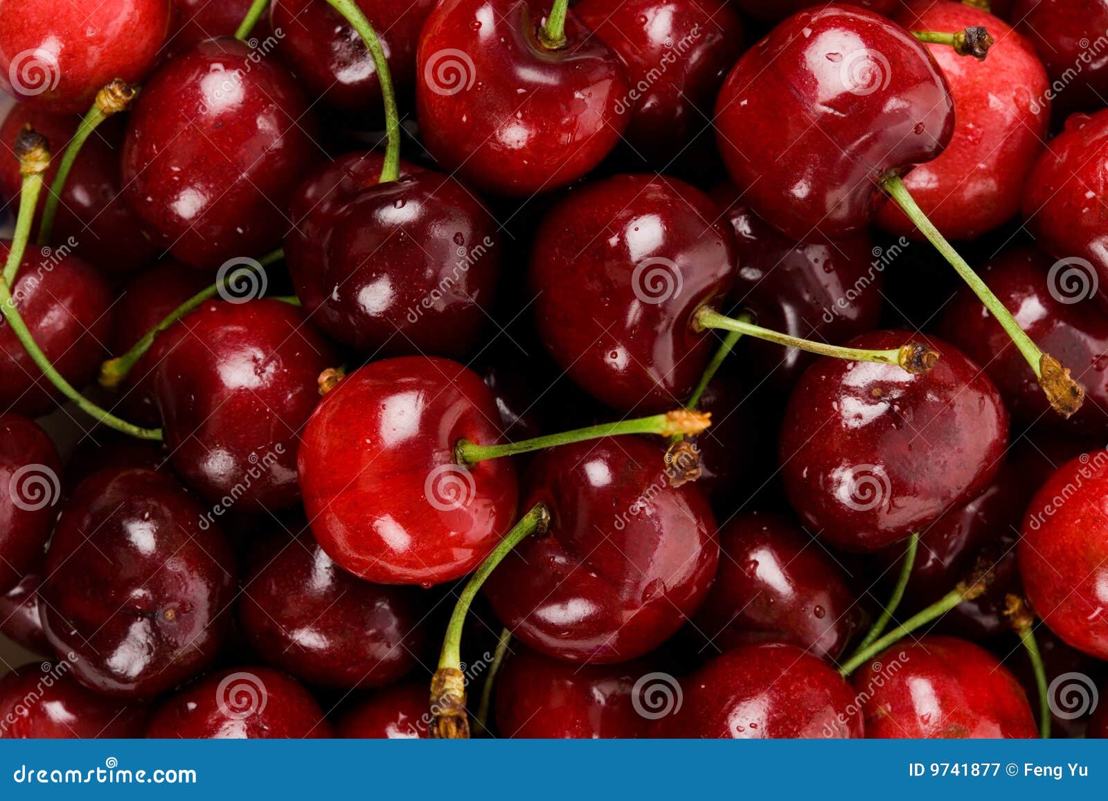 Cerise rouge image stock. Image du fond, fruits, nourriture - 9741877