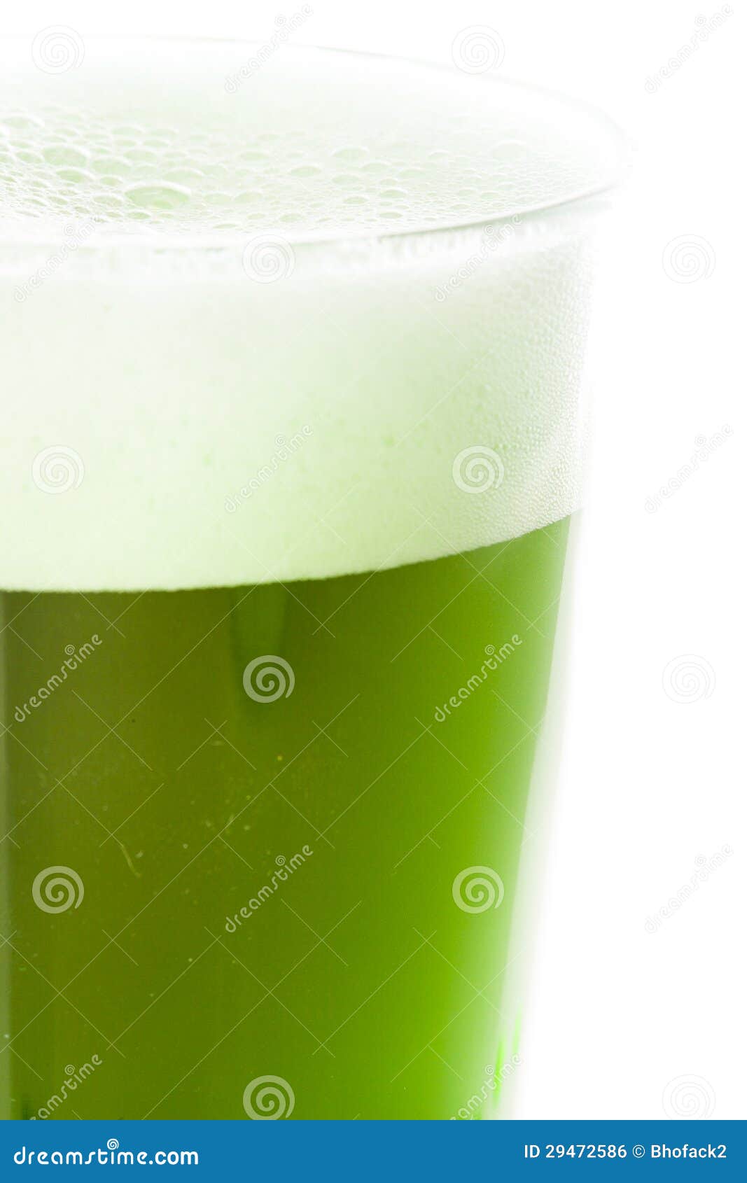 Cerveja Verde Tingida Para O Dia Do St. Patricks Foto de Stock - Imagem ...