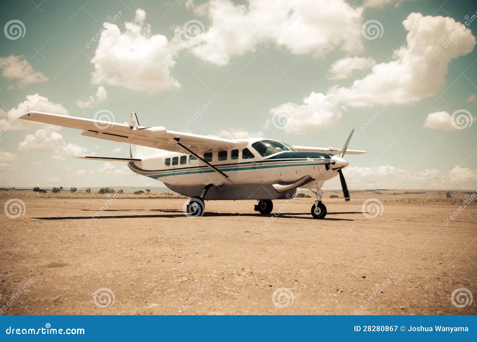 Cessna 210 Royalty-Free Stock Photo | CartoonDealer.com #38440707