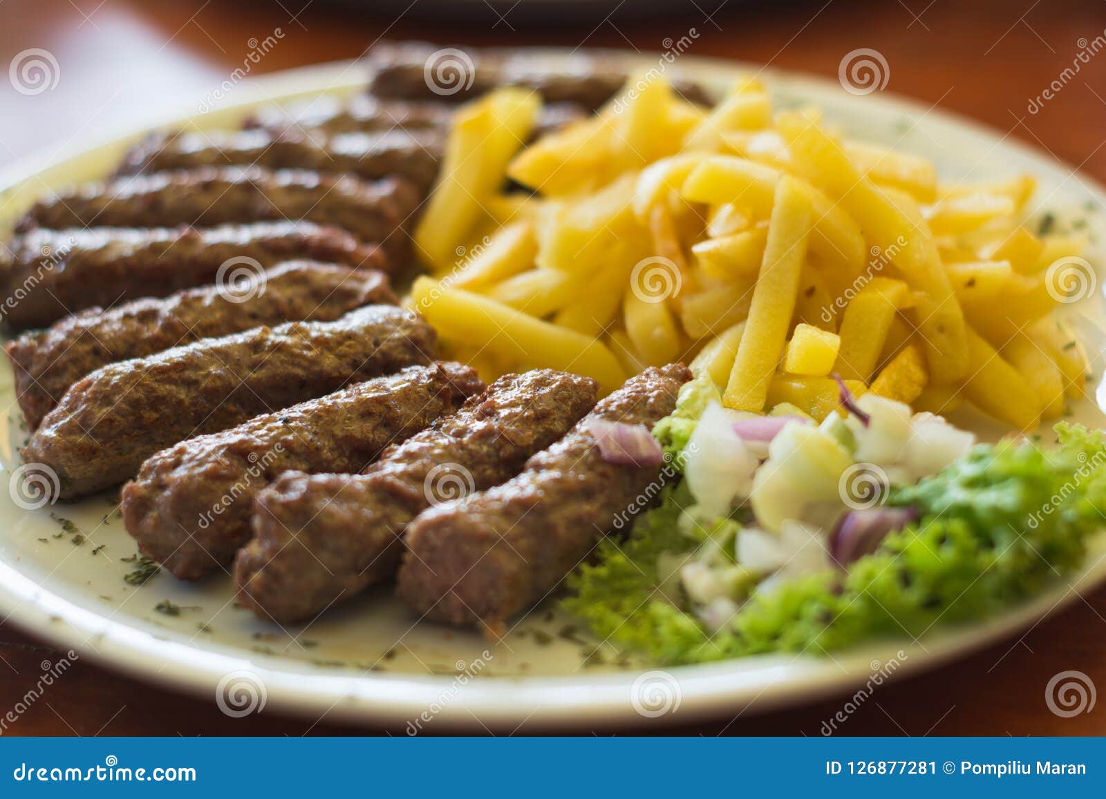 Cevapi Serbisk Traditionell Mat Fotografering för Bildbyråer - Bild av ...