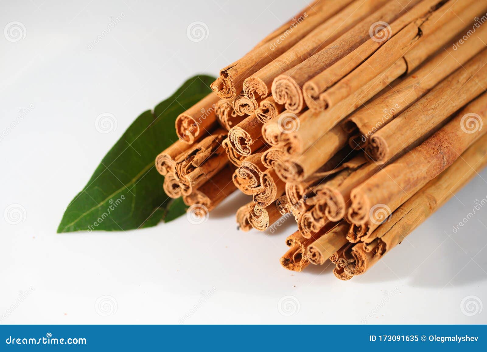 Natural Ceylon Cinnamon Sticks Wholesale Packaging Stock Image - Image ...