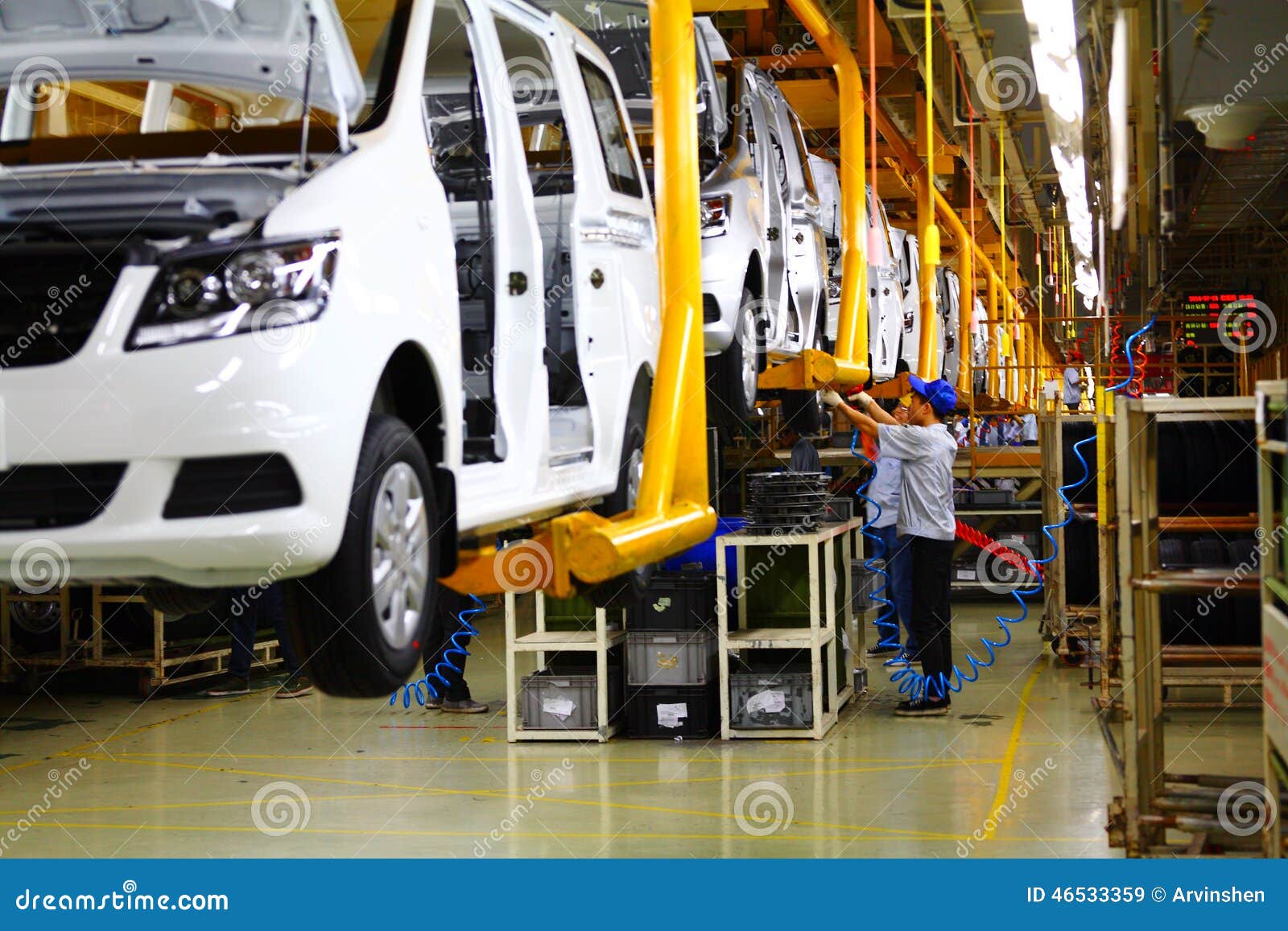 Chaîne De Production De Voiture Image stock éditorial - Image du ...