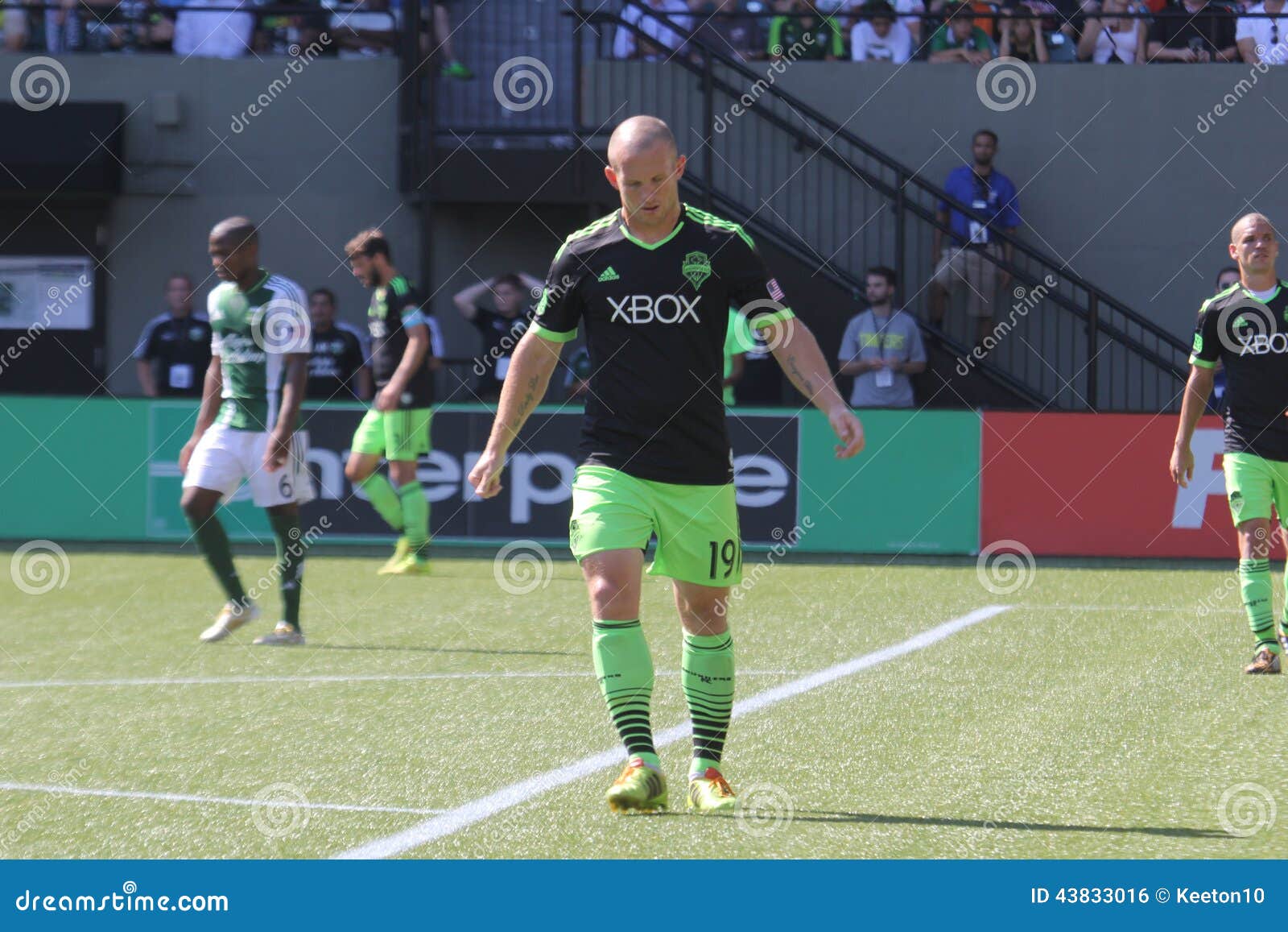 Chad Barrett editorial photo. Image of soccer, chad, goal - 43833016