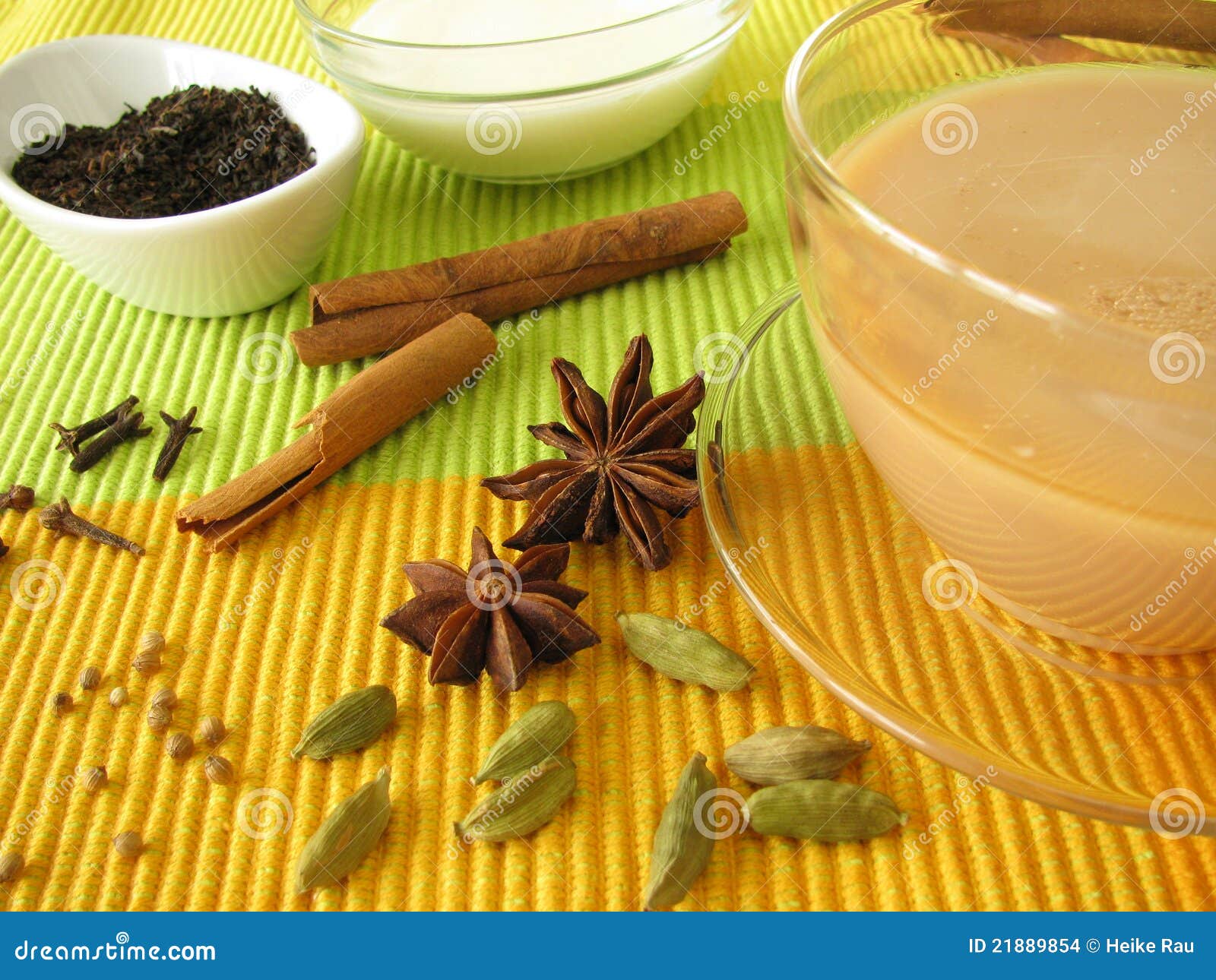 Chai lassi arkivfoto. Bild av kryddor, mjölka, indier - 21889854