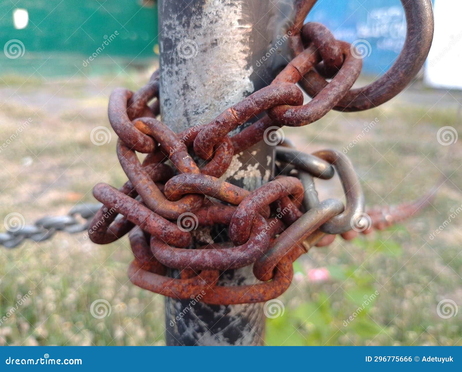 A Chain that Binds an Iron Pole Stock Photo - Image of iron, connection ...