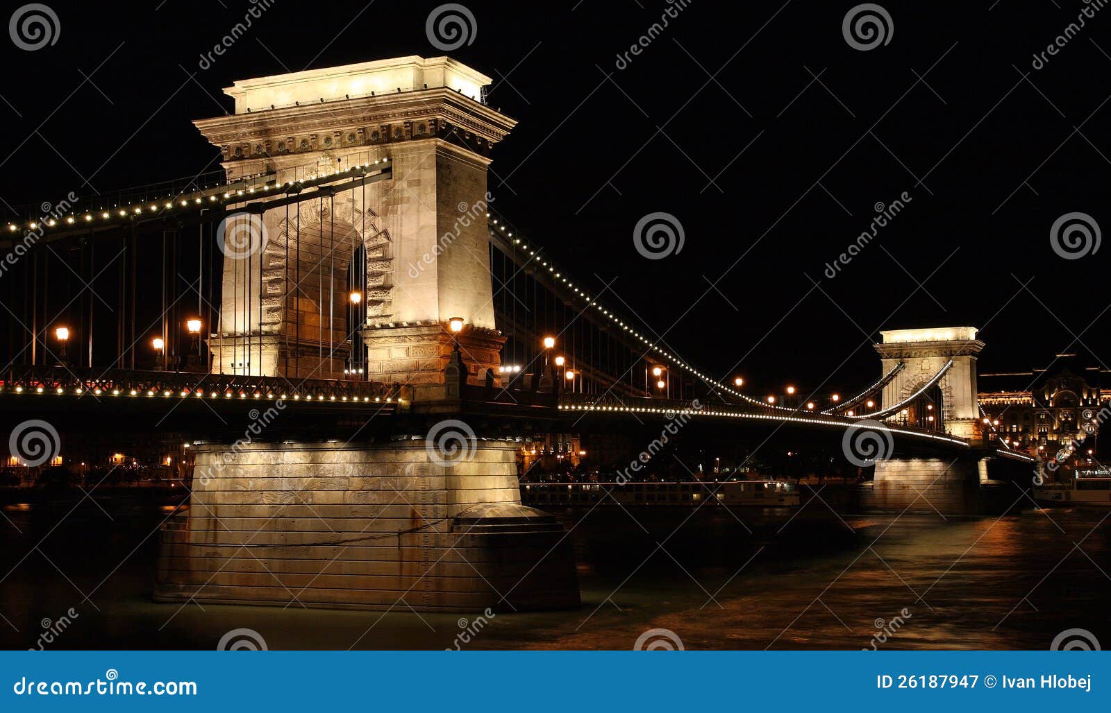 Chain bridge stock image. Image of unesco, night, lanchid - 26187947