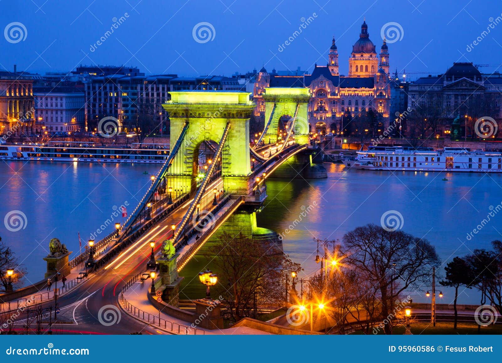 The Chain Bridge at Night, Budapest Stock Photo - Image of landmark ...