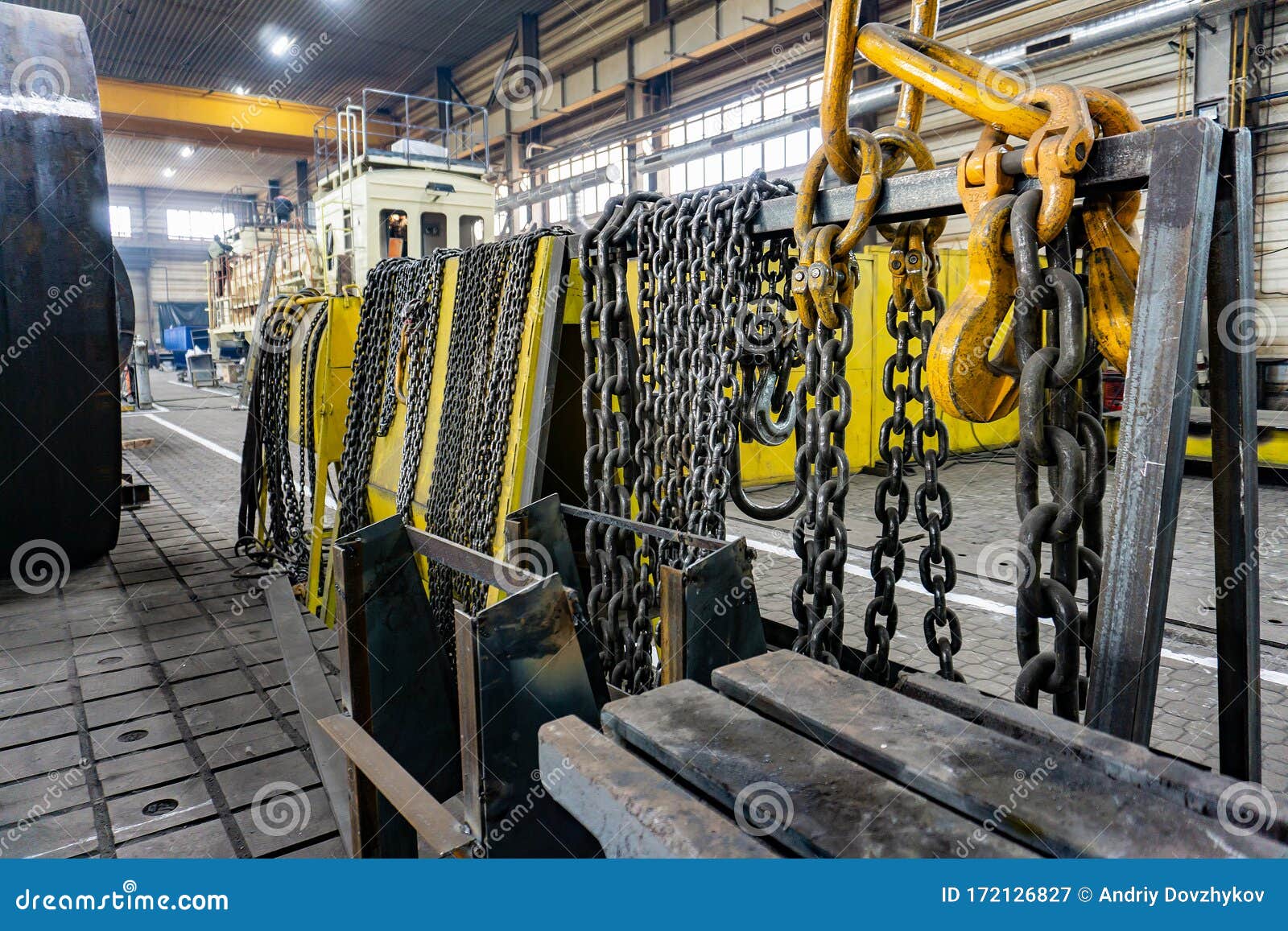 Chain for the Crane on the Rack, Cargo Slings for Lifting Goods Stock ...