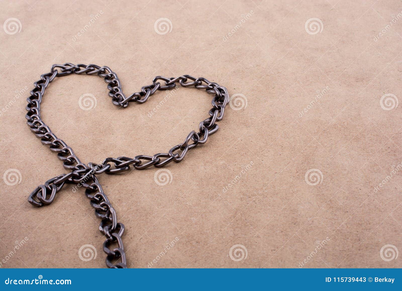 Chain form a heart shape stock image. Image of link - 115739443