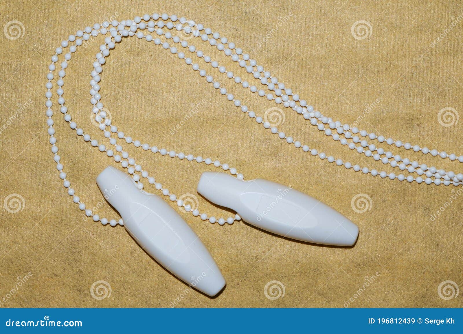 Roll Curtain Stock Photography | CartoonDealer.com #38422304