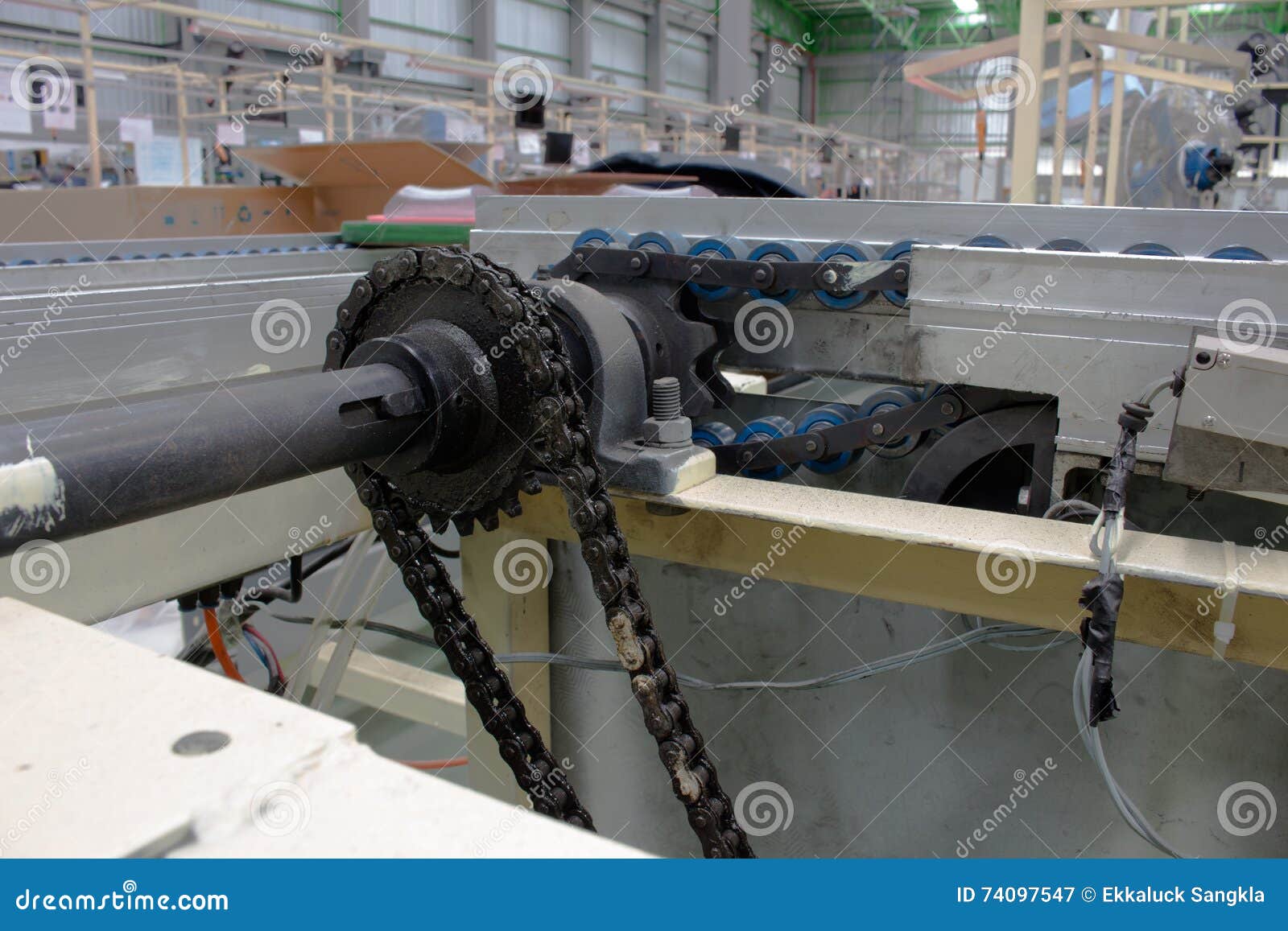 Chain and Shaft Drive Line Conveyor Stock Image - Image of ...